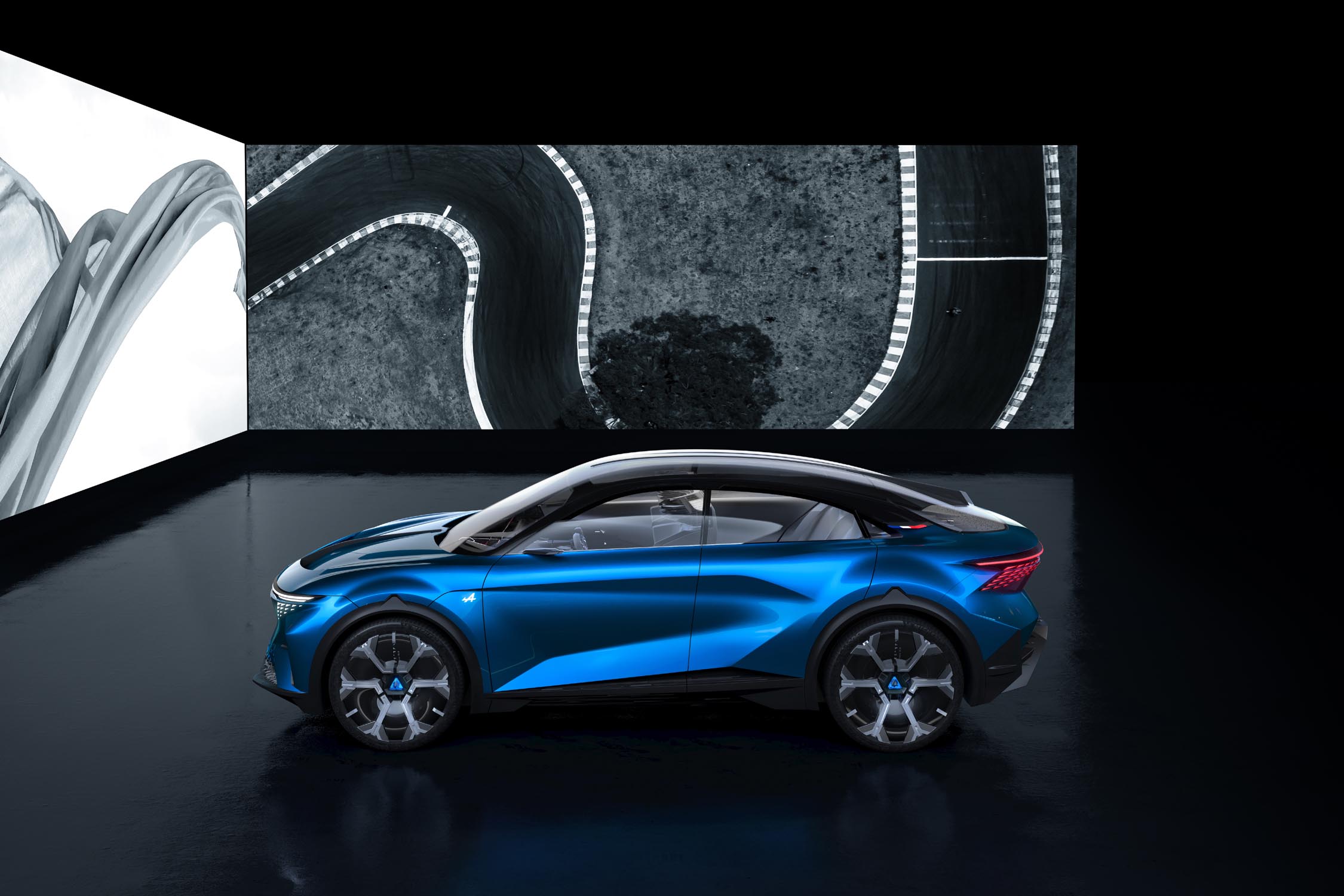 Alpine présente son show car fastback 100% électrique - MotorGreen