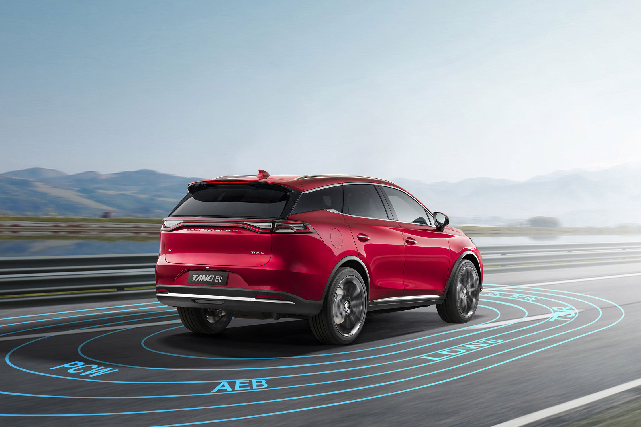 Le constructeur automobile BYD débarque en Europe - MotorGreen