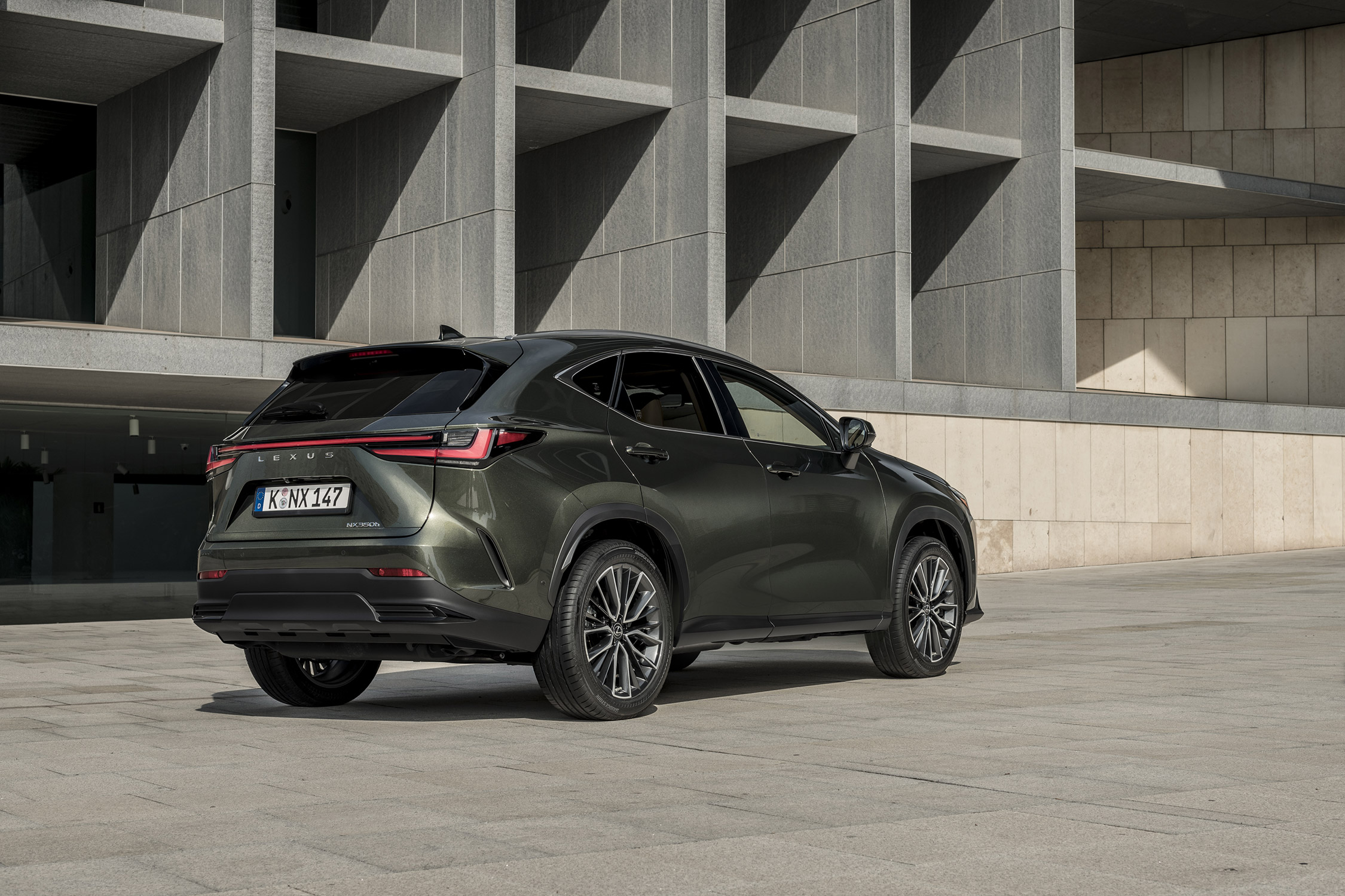 Essai LEXUS NX (2) 450h+ - MotorGreen