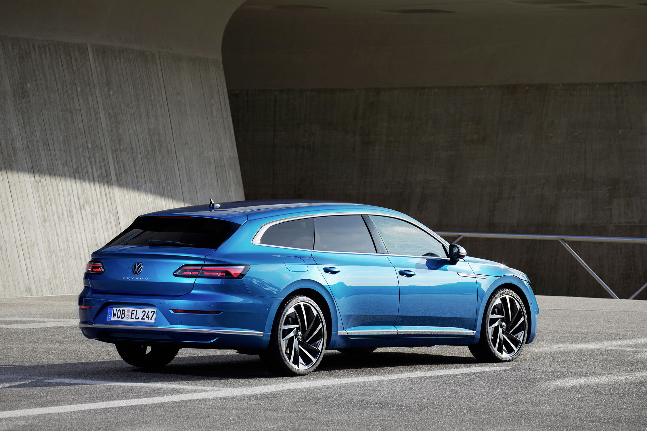 Vw Arteon Shooting Brake Ehybrid