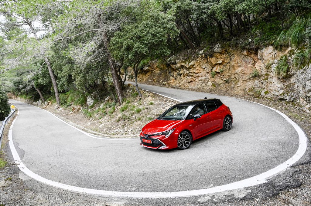 Essai TOYOTA Corolla 2.0 Hybrid Dynamic Force 180 ch Collection ...