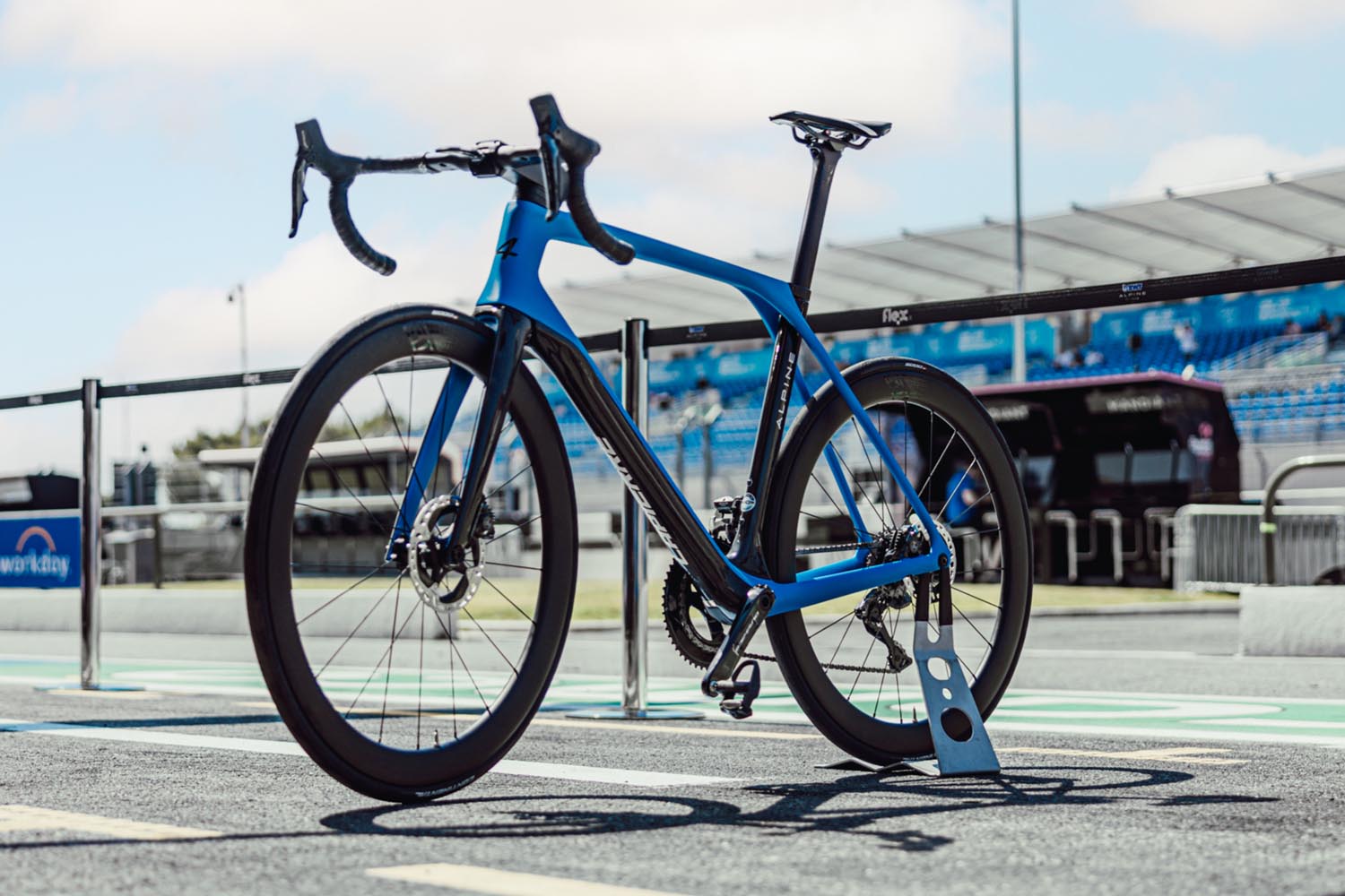 Alpine et les Cycles Lapierre signent un partenariat de trois ans ...