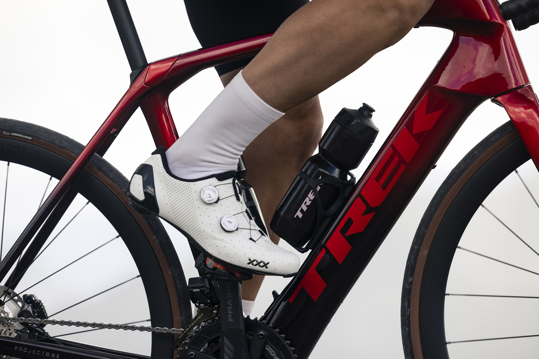 Trek Domane+ SLR : un vélo de route électrique très haut de gamme ...